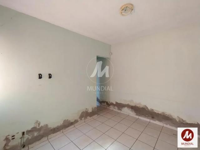 Casa térrea na rua 2 dormitórios/suite, cozinha planejada
