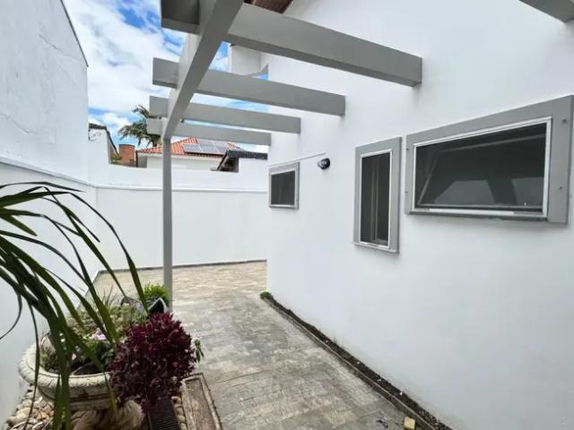 Casa Térrea para Locação Residencial 3 Alphaville 189m²