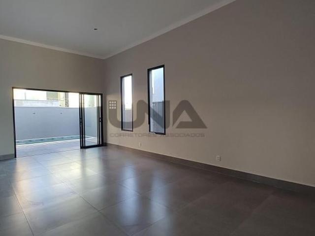 Casa Térrea em Condomínio