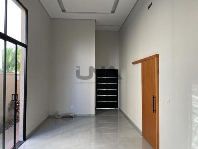Casa Térrea em Condomínio