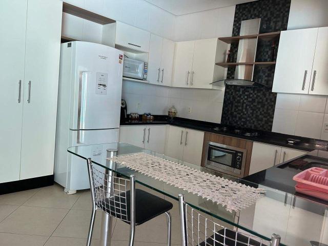 Casa temporada prado Bahia com piscina falar aparecida thomy