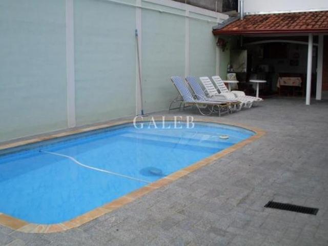 Casa Teresa à venda com 3 quartos, piscina