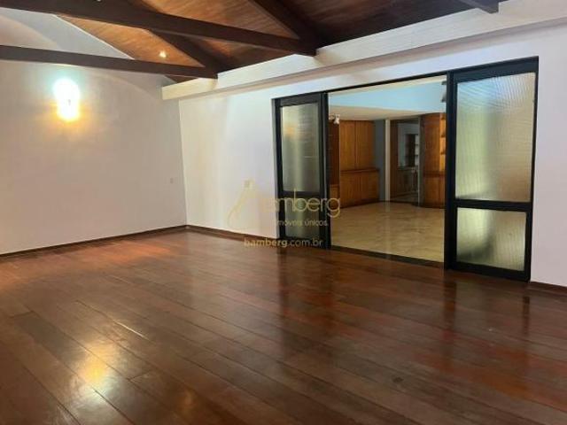 Casa térra no Brooklin velho com 3 dormitórios bem localizada rua tranquila