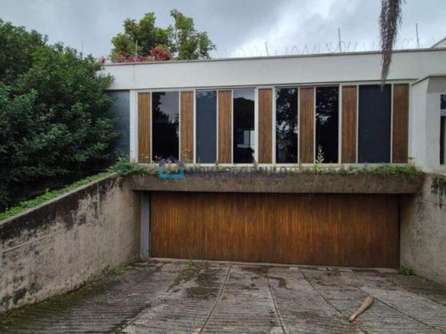 Casa térra à venda 4 suítes no Campo Belo