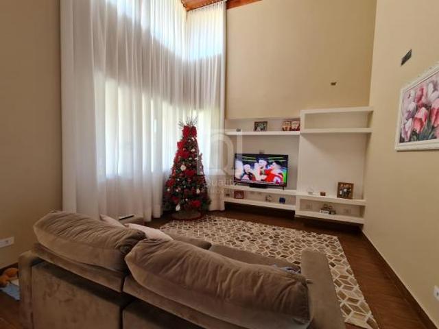 CASA TÉRRA Á VENDA VILLAGE IPANEMA 1