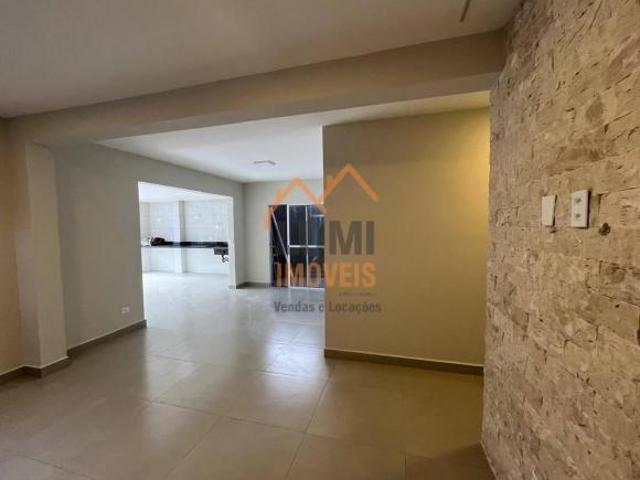 Casa térrea 4 dorm 2 suítes R$ 1.350.000 Itaguá Ubatuba