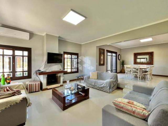 Casa térrea 4 dormitórios mobiliada em Xangri lá RS