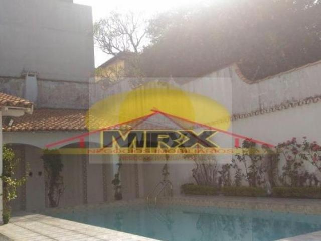 CASA TÉRREA 4 DORMITORIOS C/ PISCINA JARDIM DA SAÚDE