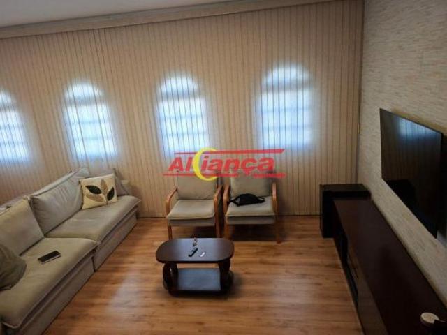 CASA TÉRREA 4 DORMITÓRIOS 1 SUÍTE PORTEIRA FECHADA PARQUE CONTINENTAL I GUARULHOS/SP