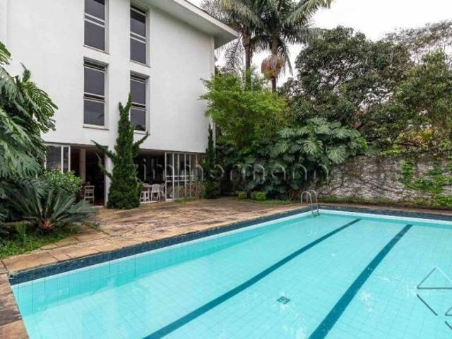 CASA TÉRREA, 4 DORMITÓRIOS, 2 SUÍTES, 5 VAGAS VILA MADALENA