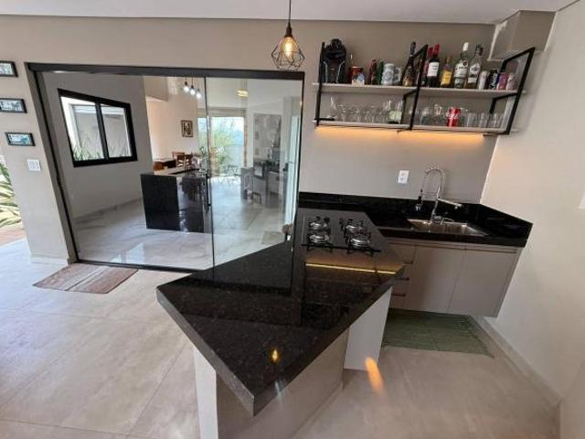 Casa térrea, 4 Dormitórios 4 suítes, Monaco, Urbanova, Sjc