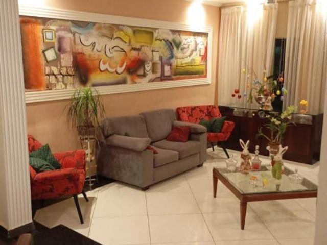 CASA TÉRREA 4 QUARTOS Aceita Permuta