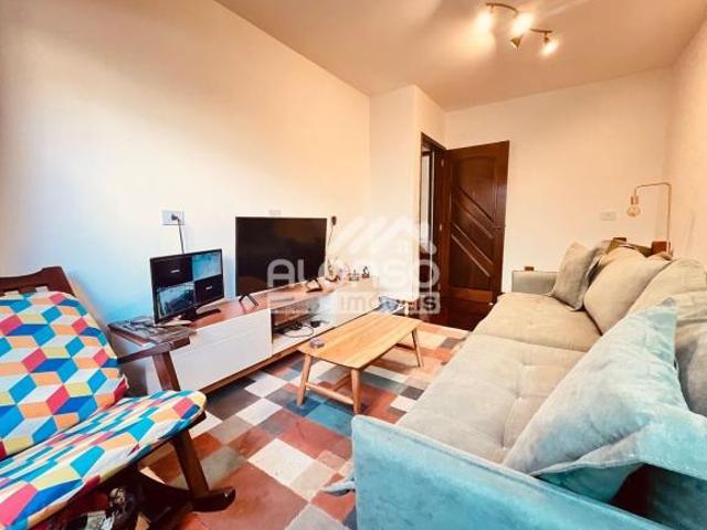 CASA TERREA 4 QUARTOS BEM DESTRIBUIDOS!