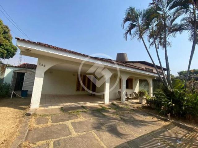 Casa Térrea 4 Suítes no Setor Bueno codigo: 115344