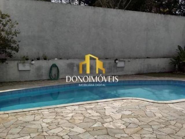 Casa térrea 4 suítes piscina aquecida Parque Anchieta SBC alto padrão