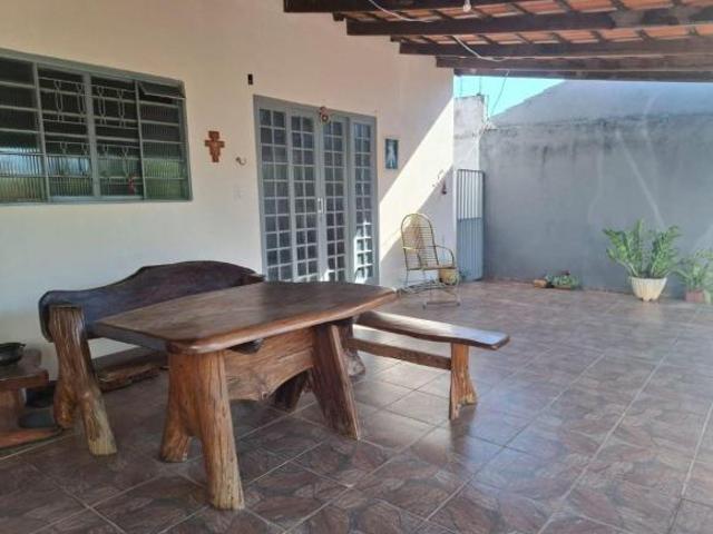 Casa Térrea 4 Suítes Qd 03