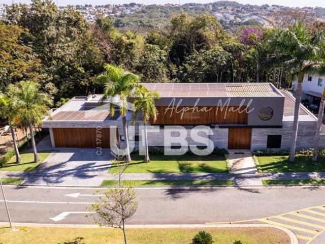 CASA TERREA 550MT 4 SUITES ALPHAVILLE GOIAS