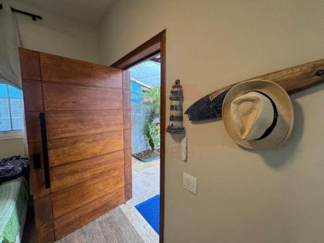 Casa térrea 5 dormitórios 100m da praia