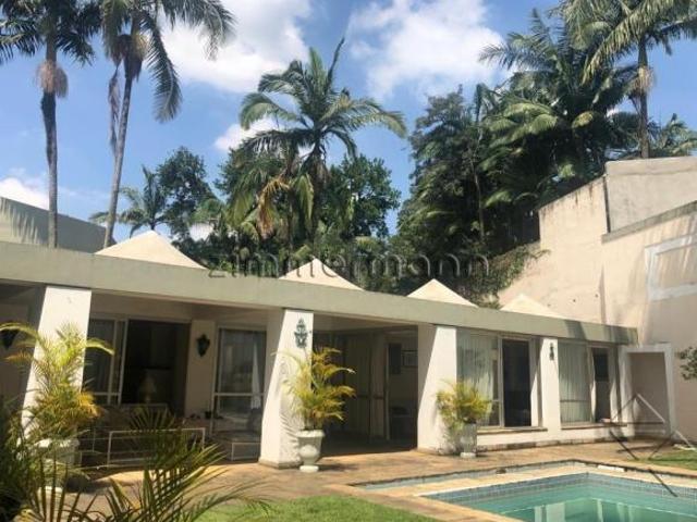 CASA TÉRREA 5 DORMITÓRIOS 6 VAGAS NO JARDIM GUEDALA