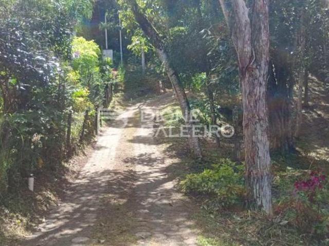 Casa térrea 66m² com suíte e quintal amplo