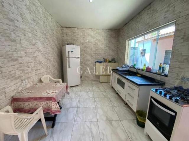 CASA TÉRREA, 6 VAGAS SENDO 2 COBERTAS, CHURRASQUEIRA FORNO DE PIZZA E FOGÃO A LENHA 250 METROS DE