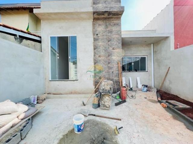 Casa térrea 03 dormitórios à venda em Atibaia SP
