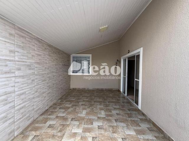 Casa térrea 03 dormitórios à venda em Vinhedo, ao lado da Represa João Gasparini