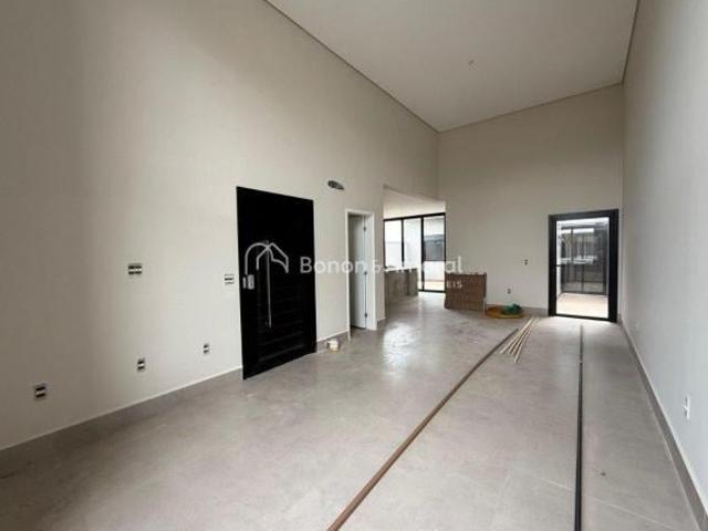 Casa térrea 03 quartos à venda no Condominio Jardim dos Lírios no bairro São Ben