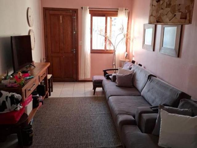 Casa terrea, 02 dormitórios, bairro São José