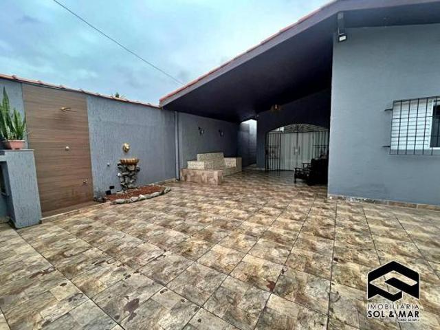CASA TÉRREA 04 DORM&apos S, COM PISCINA E CHURRASQUEIRA, LADO PRAIA!