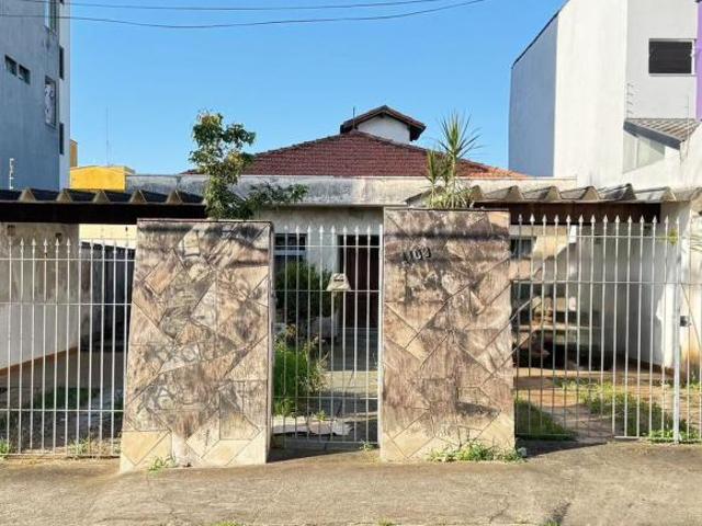 Casa térrea 04 dormitórios Vila Oliveira, Mogi das Cruzes