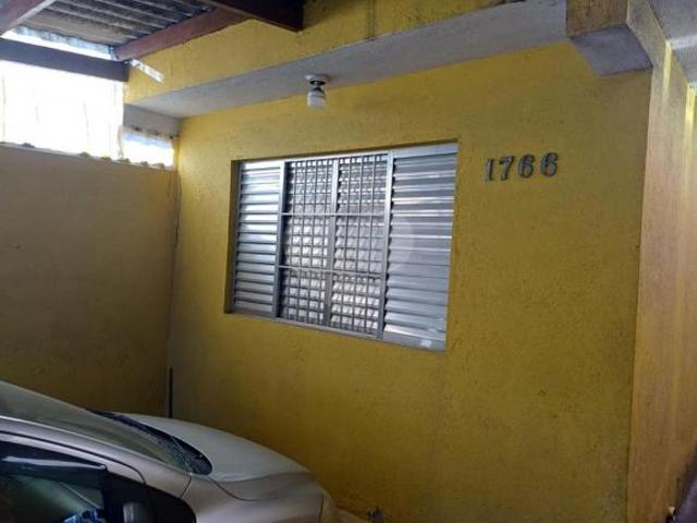Casa Térrea 125m² no Centro de Francisco Morato + Edícula e Vaga!