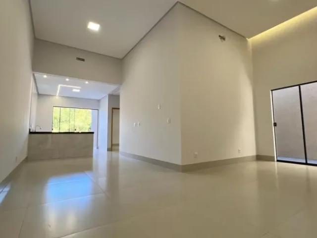 Casa Térrea 143m² 3Q com 1 Suíte em Vila São Joaquim Aparecida de Goiânia