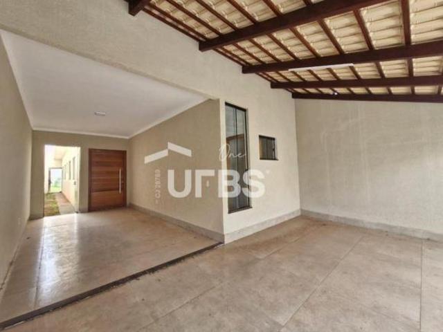 CASA TERREA 174MT 3 QUARTOS SENDO 1 SUITE SETOR JARDIM MONT SERRAT COMPLEMENTO