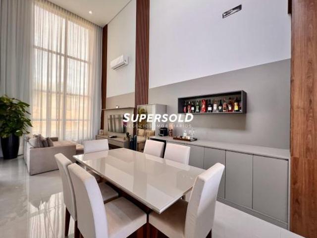 Casa térrea 175m² Alto Padrão em Condomínio 3 Suítes 4 Vagas Residencial Mont&apos Alcino Valinho
