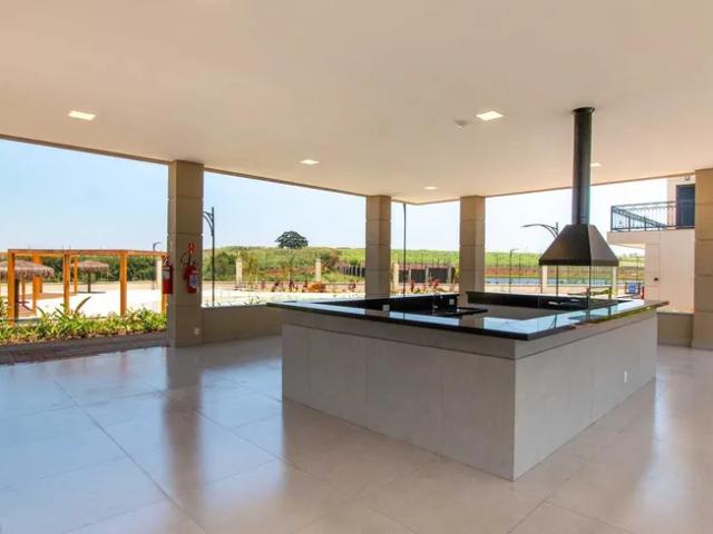 Casa Térrea 187m2 3 suítes 5 Banheiros 4 Garagens Garagem Coberta 1 Closet 1 Sala de TV 1 Cozinha 1