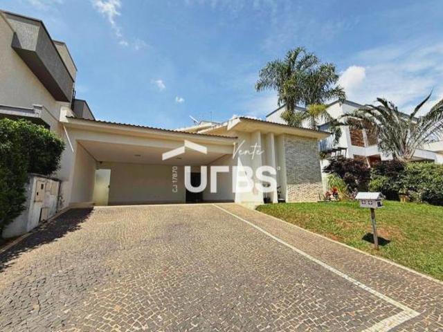 CASA TERREA 196MT 3 SUITES JARDINS VALENCIA