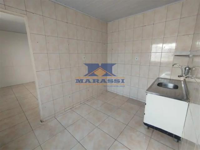 Casa Térrea, 1 Quarto para Alugar, por R$ 980,00