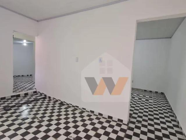 Casa Térrea, 1 Quarto para Alugar, por R$ 1.000,00