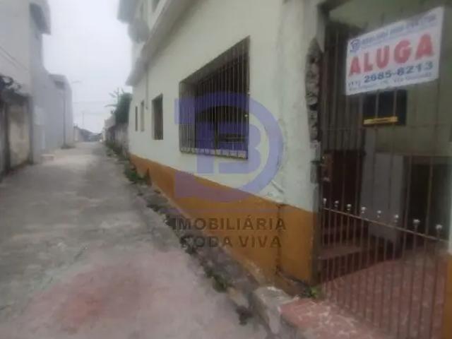 Casa Térrea, 1 Quarto para Alugar, por R$ 1.300,00