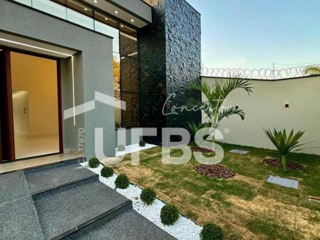 CASA TERREA 218MT 3 SUITES SETOR RESIDENCIAL ITALIA