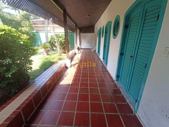 Casa térrea, 250m praia, 4 quartos