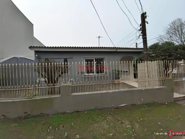 Casa de esquina 3 dormitórios, 2 banheiros, sala, cozinha, espaço gourmet, área de serviço e vaga p