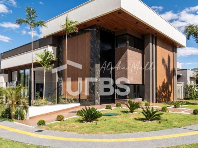 CASA TERREA 256,02,MT 4 SUITES PORTAL DO SOL GREEN