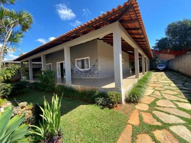 Casa Térrea 270m² | 3 Suítes | Jardim Botânico | Condomínio Ecológico Parque do Mirante