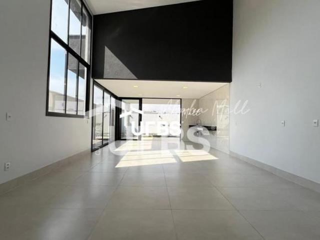CASA TERREA 285MT 3 SUITES JARDINS NAPOLES
