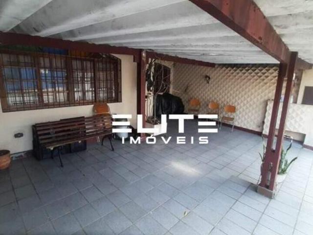 Casa Térrea 2 Domitórios sendo 1 suíte e 2 Vagas Cobertas