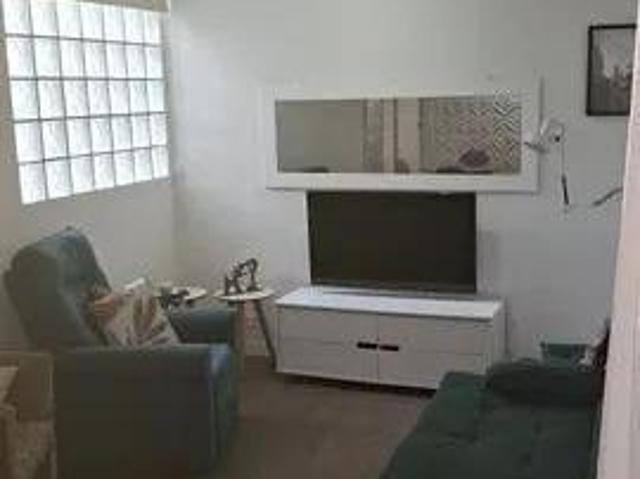 Casa Térrea 2 Dorm. Churrasqueira 2 Vagas Jd. D&apos abril