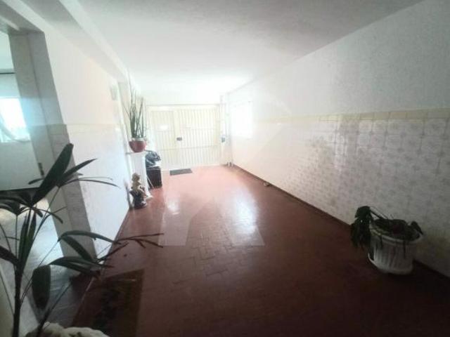 Casa térrea, 2 dorm. quintal, churrasqueira, terraço, deposito,122m2, 2 vagas na Vl. N. Mazzei