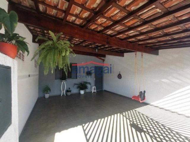 Casa térrea, 2 dormitórios no Jardim Marcondes em Jacareí